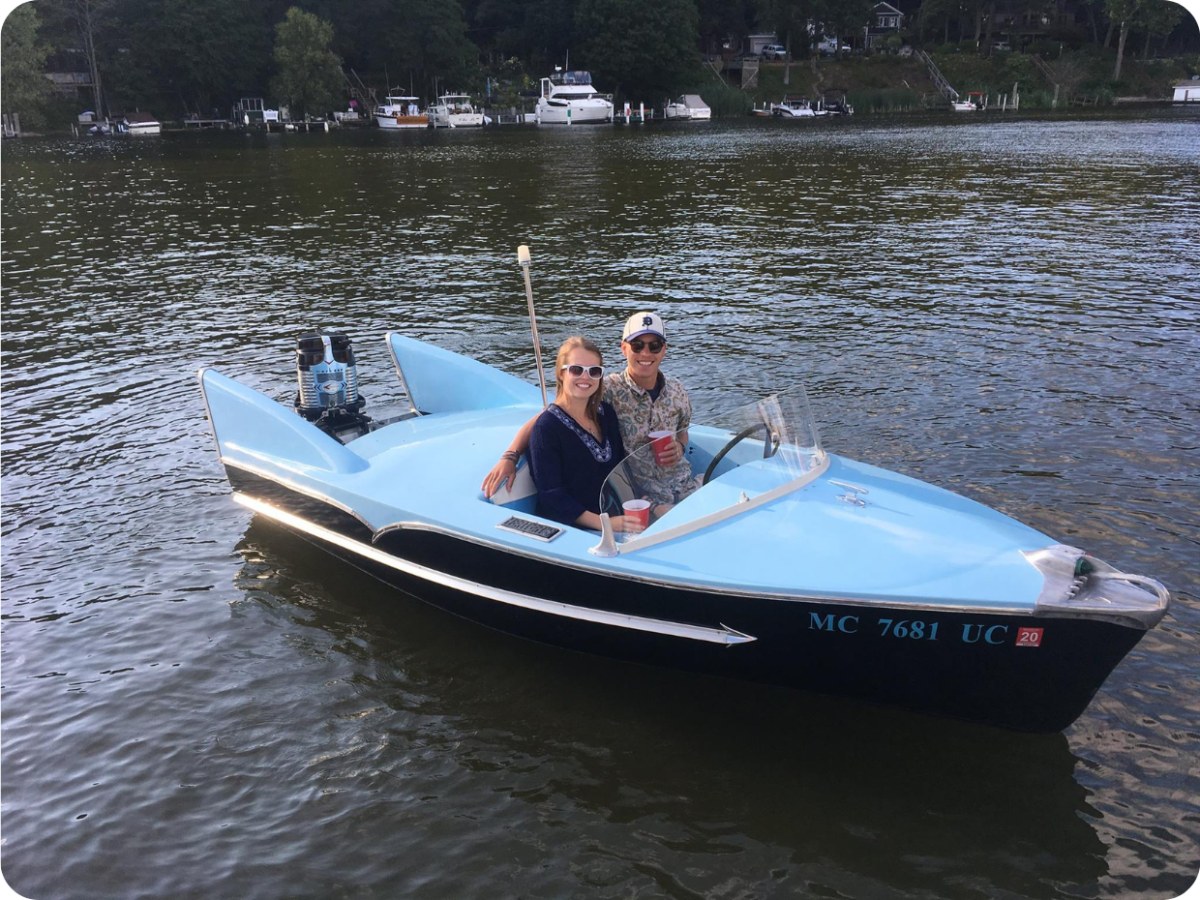 Retro Boat Rentals | Saugatuck Boat Rental Michicagn